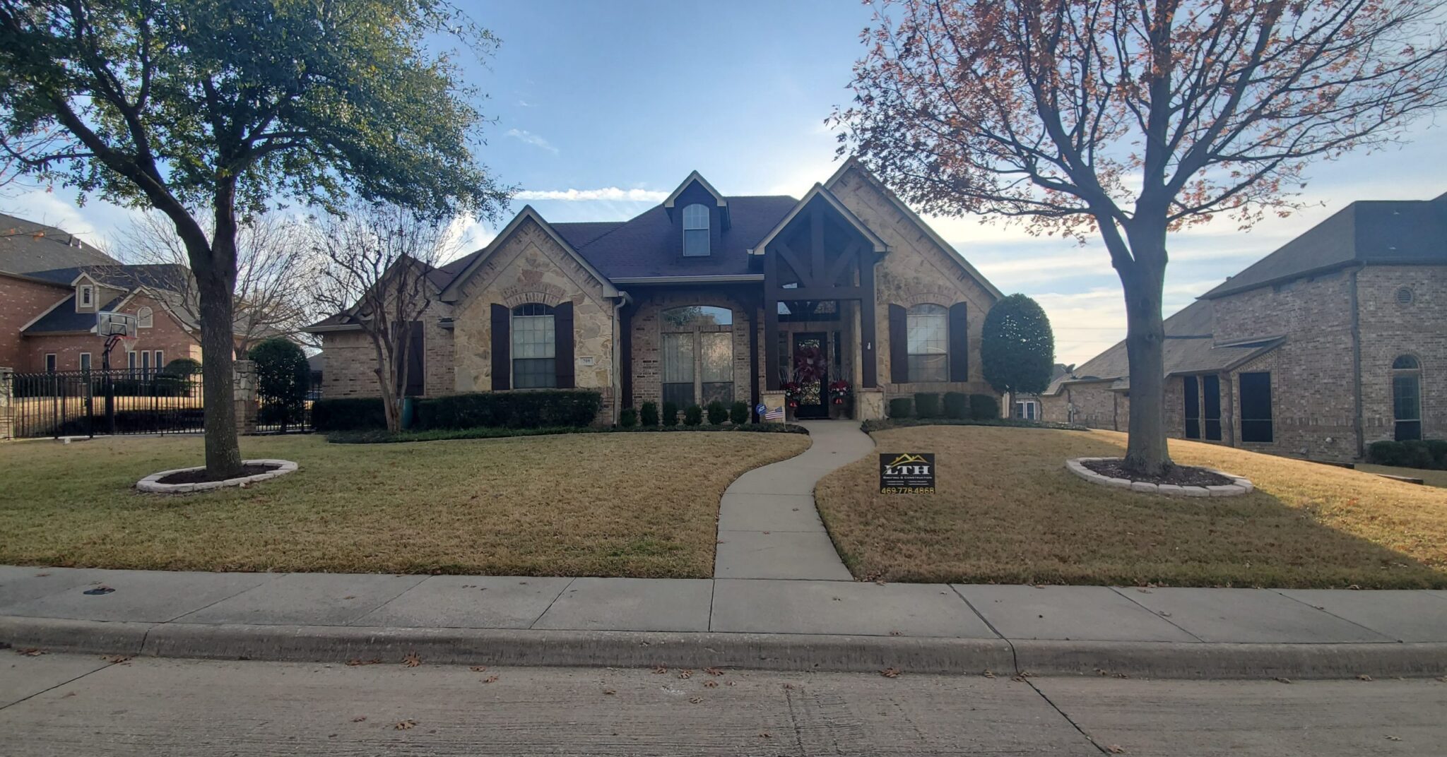 Top Local Roofing Contractors - Construction | LTH Roofing