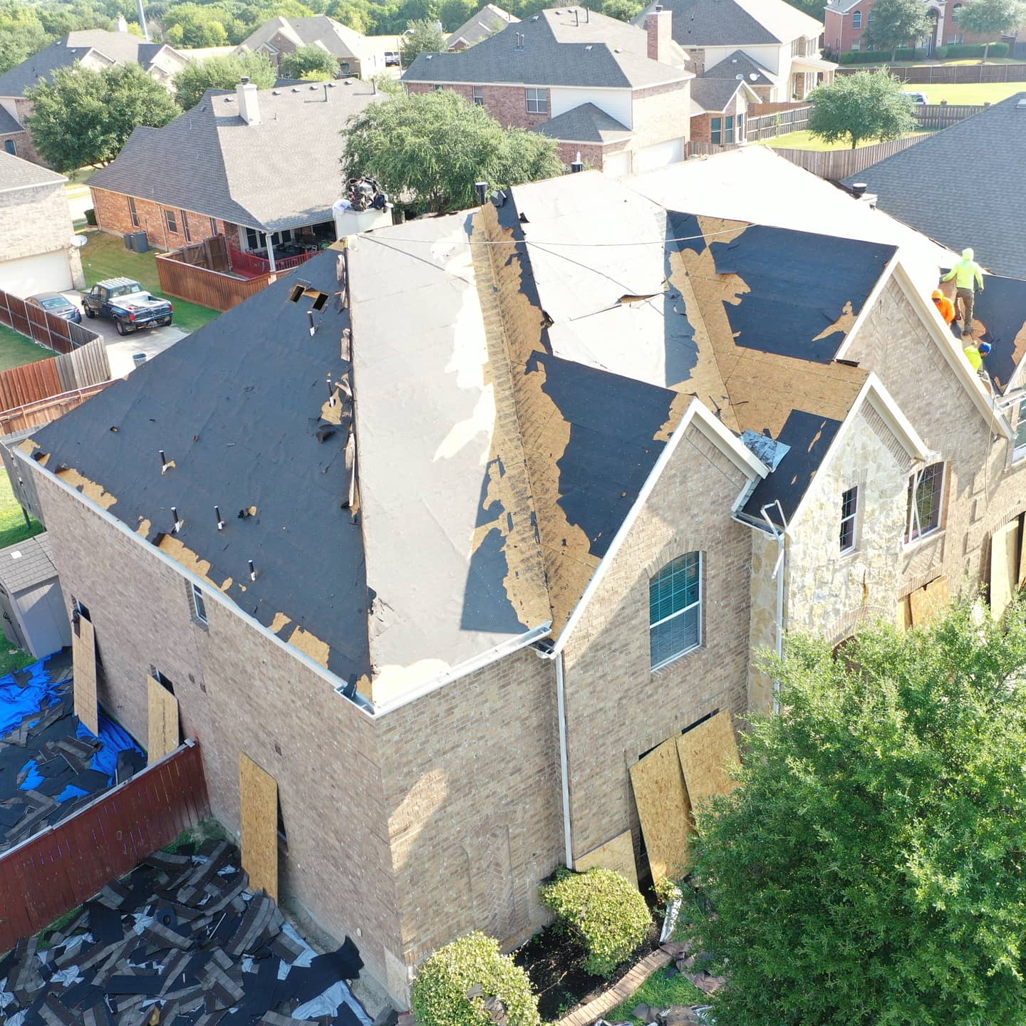 Top Local Roofing Contractors - Construction | LTH Roofing